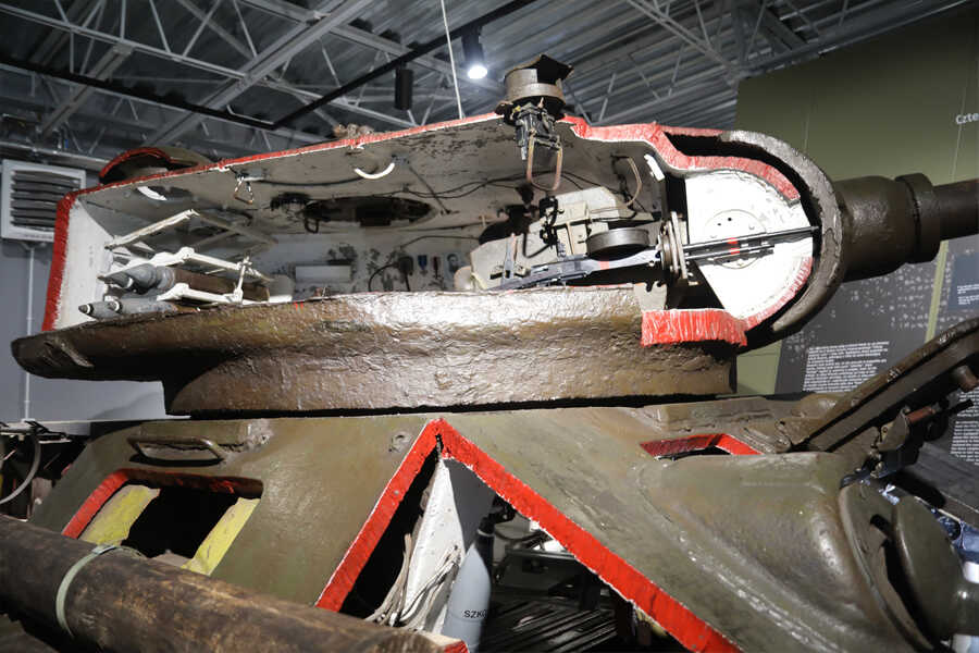 Deutschland & Polen | Festung Poznan und Panzermuseum